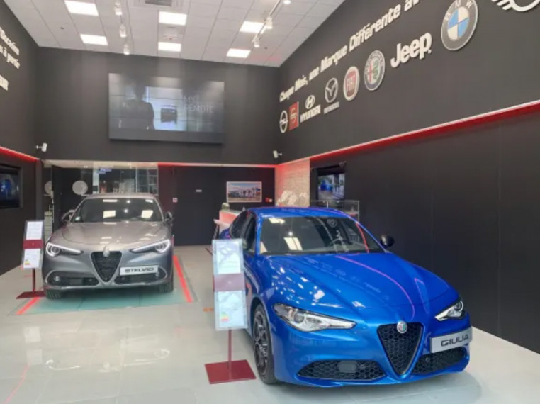 L'emblème Alfa Romeo vous attend au pop up store Lempereur